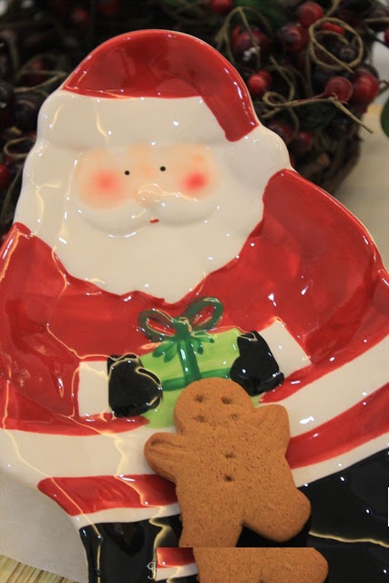 Recipe: Gingerbread Man + Hello Kitty Biscuits | Food4ever