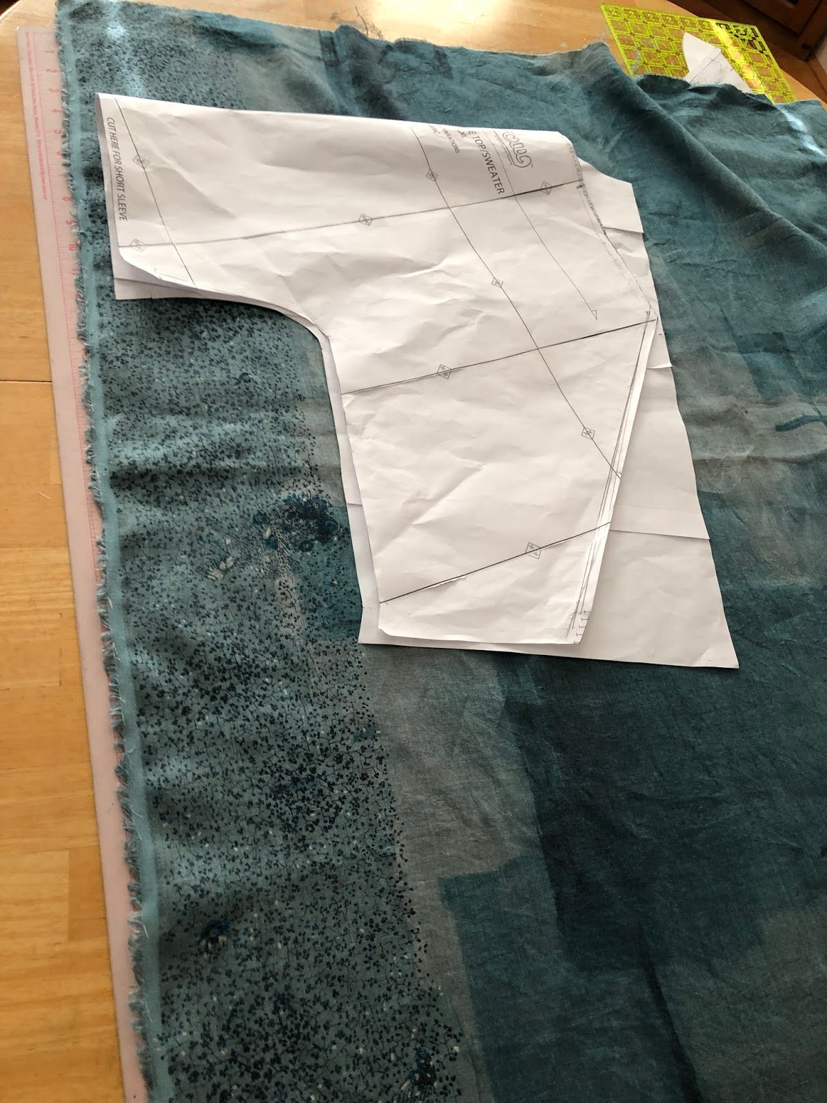 Finished Seams: Papercut Pinnacle Top