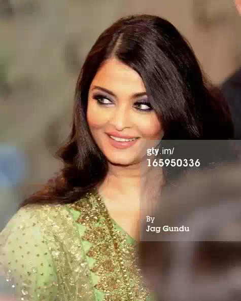 " MITTHUAISH. ": AISHWARYA RAI VANCOUVER AT TOIFA 2013.