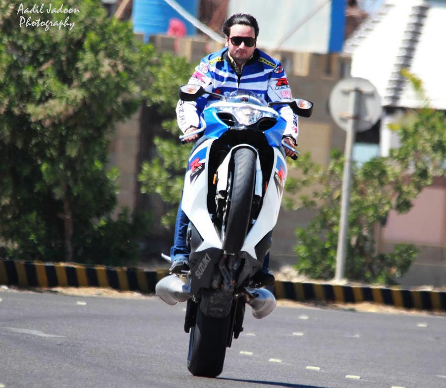 Karachi Bikers ~ Pakistani Wheelers Offical