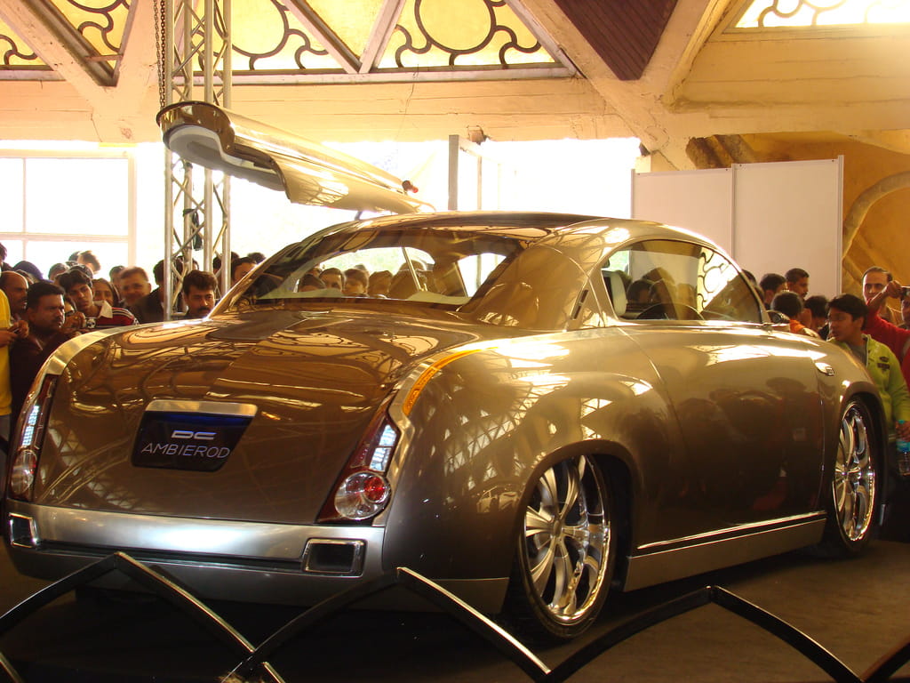 LAS 5 CREACIONES QUE LANZARON A LA FAMA A DC DESIGN