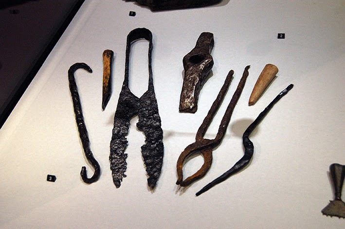 St. Thomas guild - medieval woodworking, furniture and other crafts ...