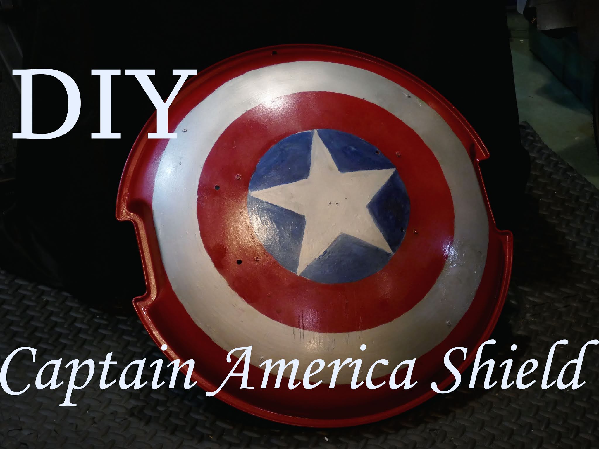 Chuck Does Art: DIY Captain America Shield using Round Saucer Sled
