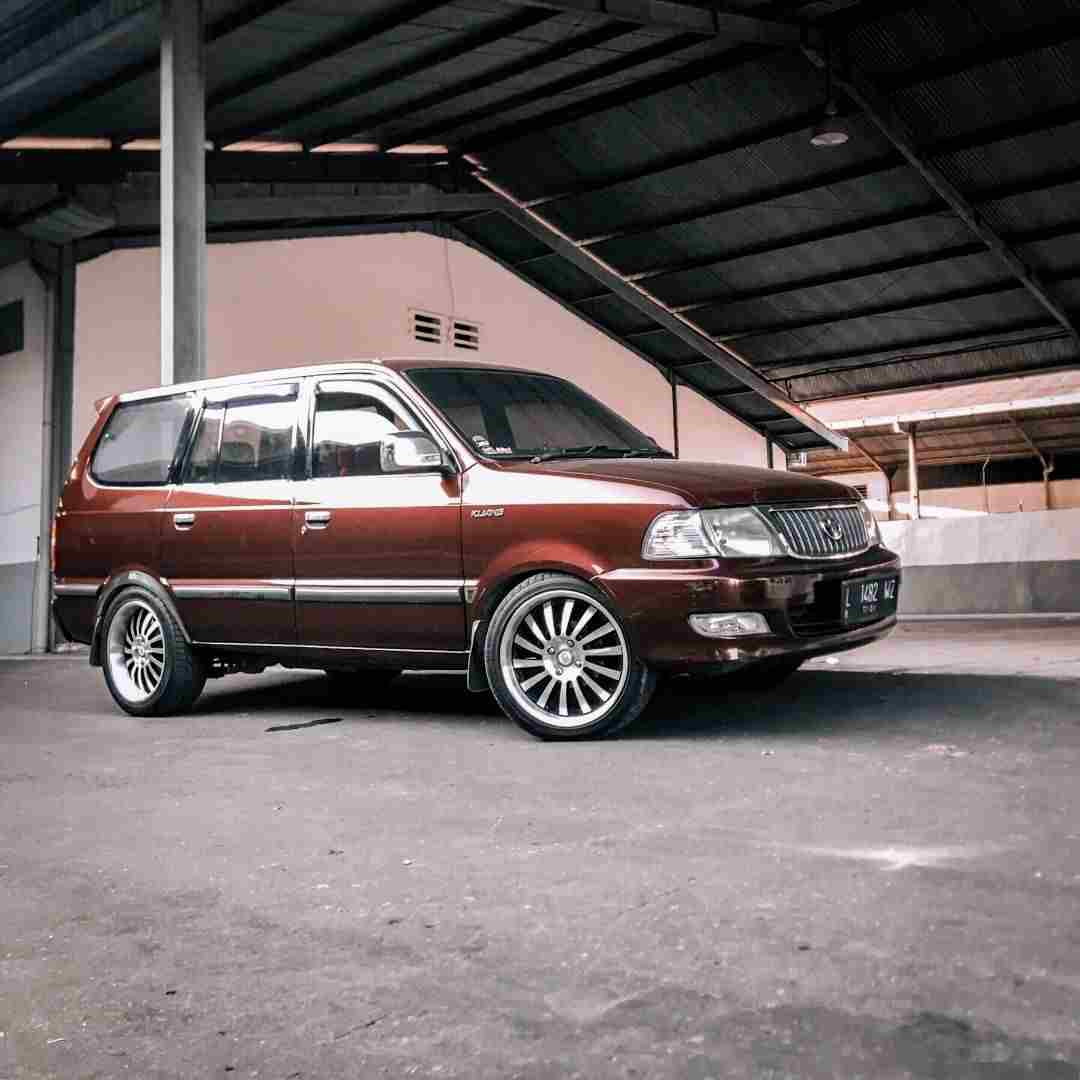 Foto Modifikasi Kijang Kapsul yang Elegan | Elegant modification Toyota ...