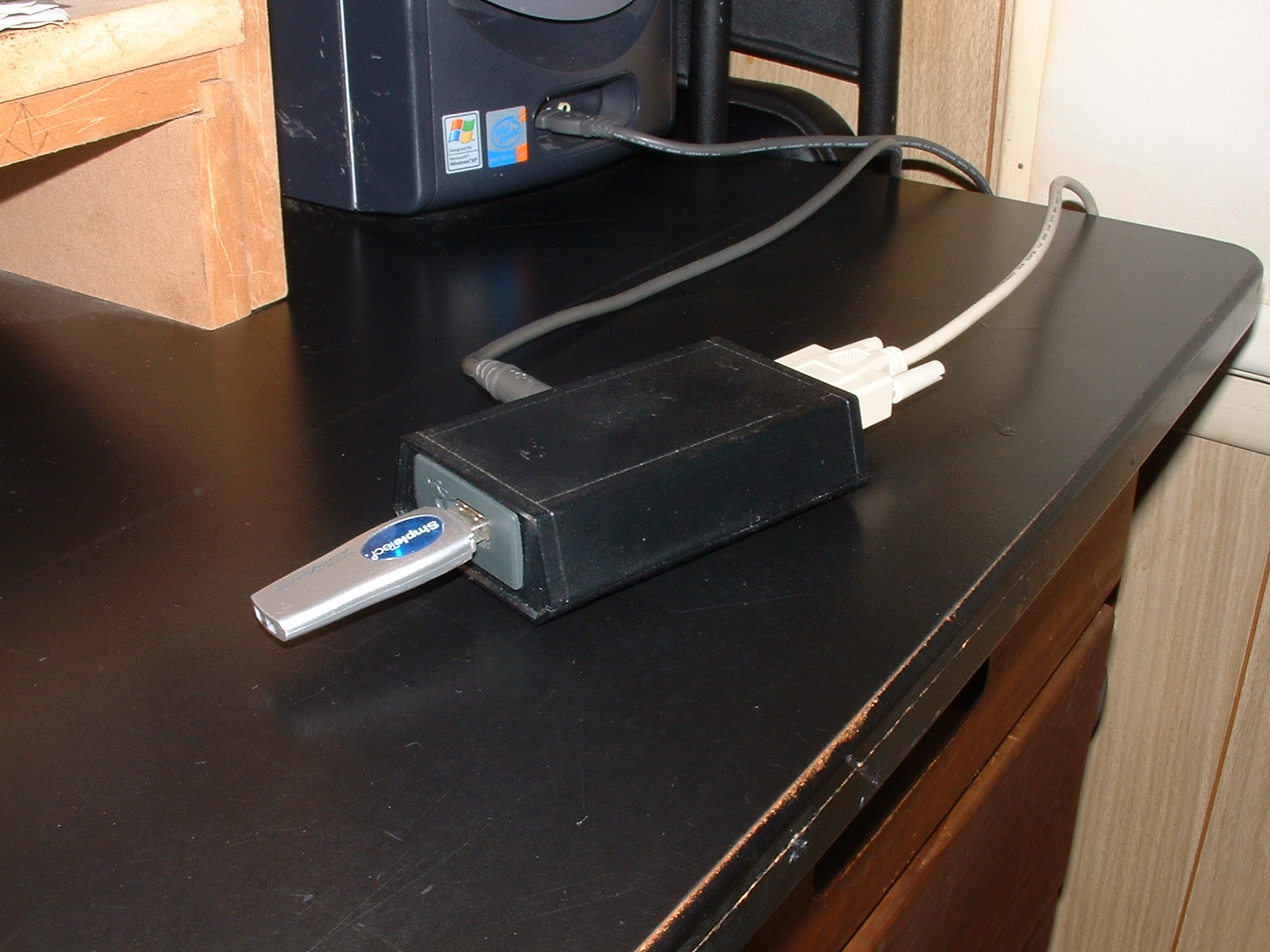 Dispositivos y almacenamiento de datos: DOS on USB