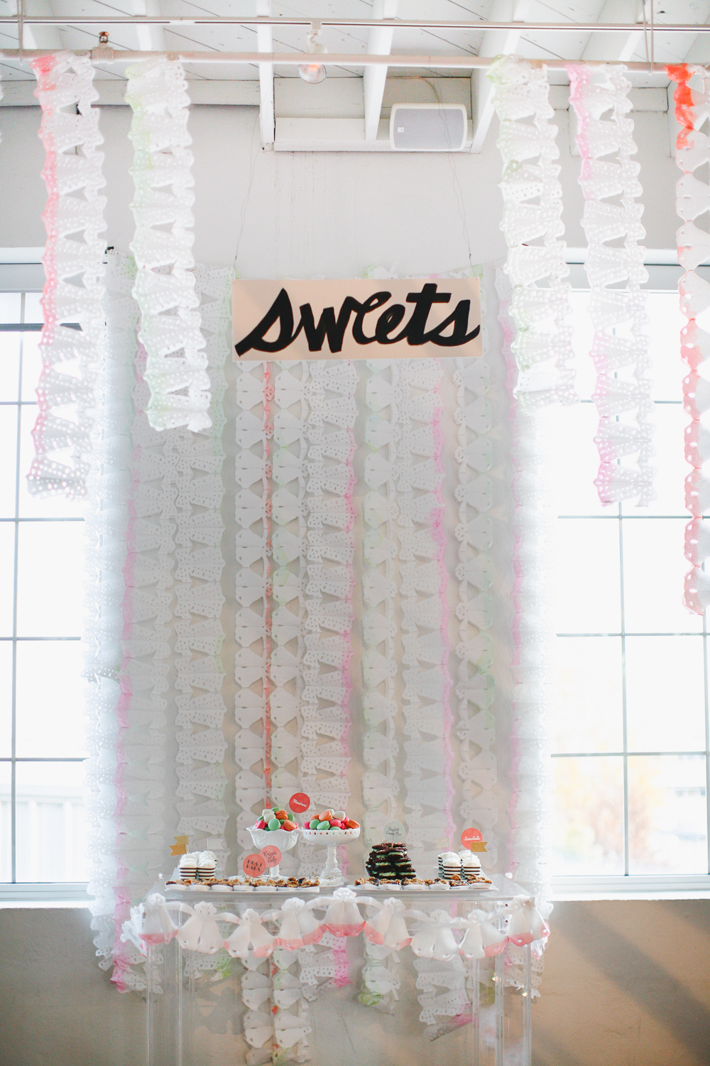 CAKEWALK BAKE SHOP: PROM DATE