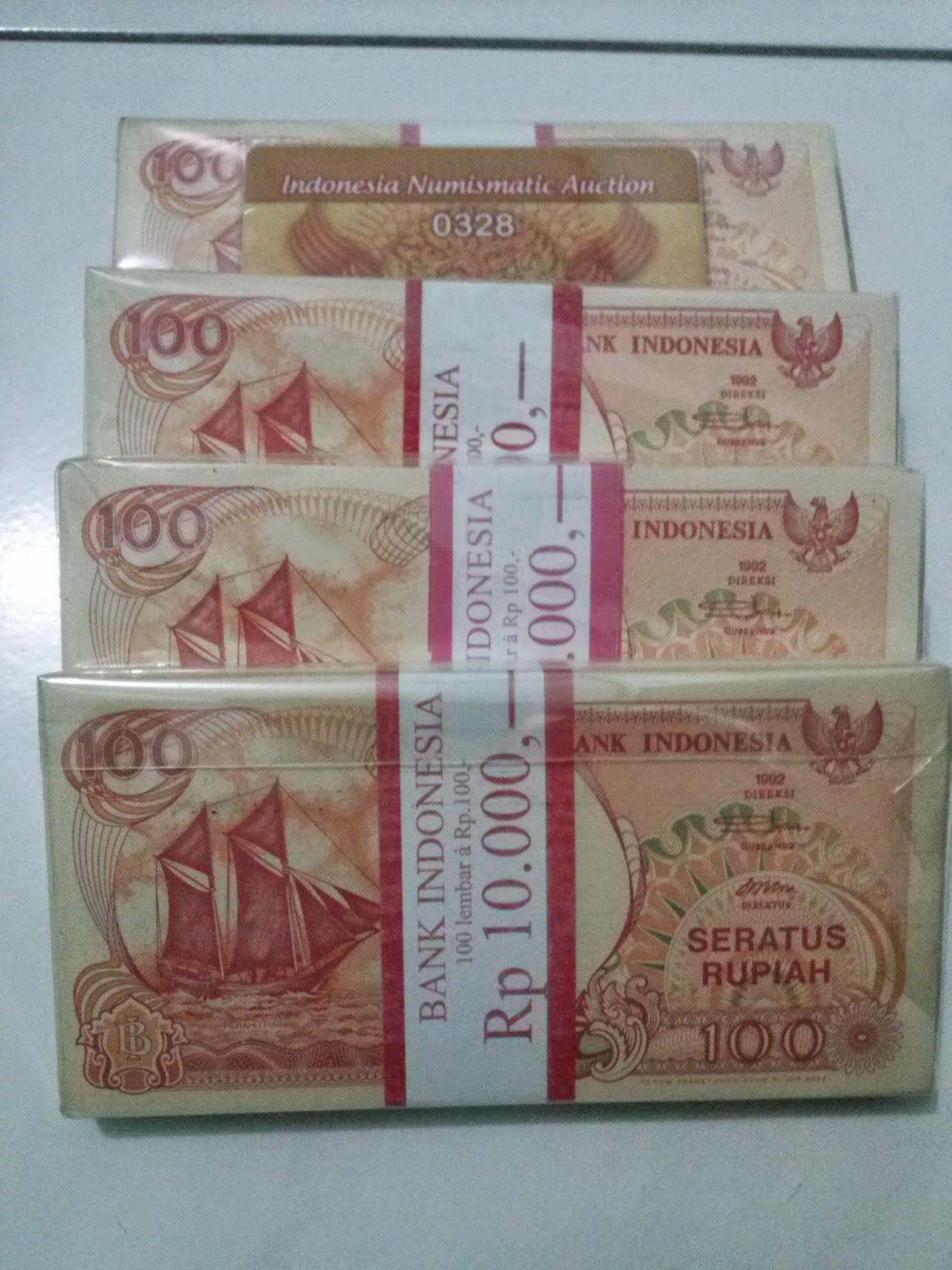 Koin Perak dan Uang Kuno Indonesia dan Mancanegara