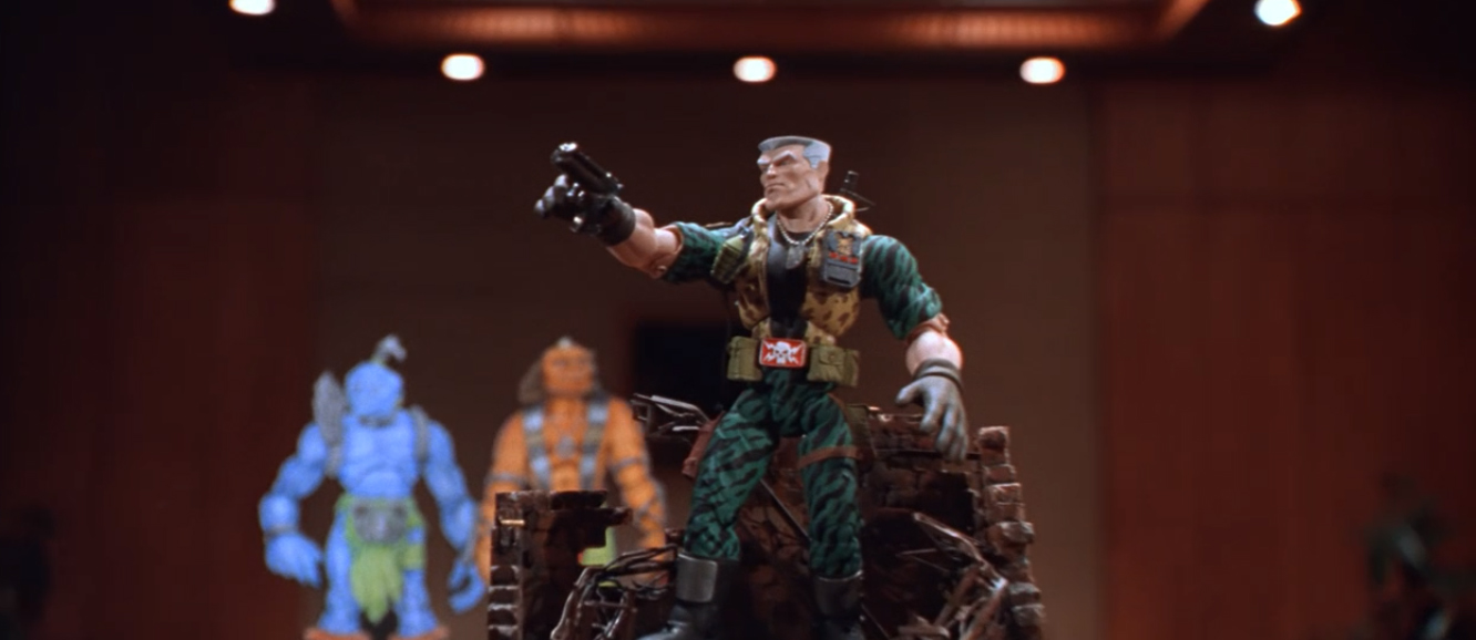 Retro Nerd Girl Movie Reviews: Small Soldiers 1998 Movie Review w/Spoilers