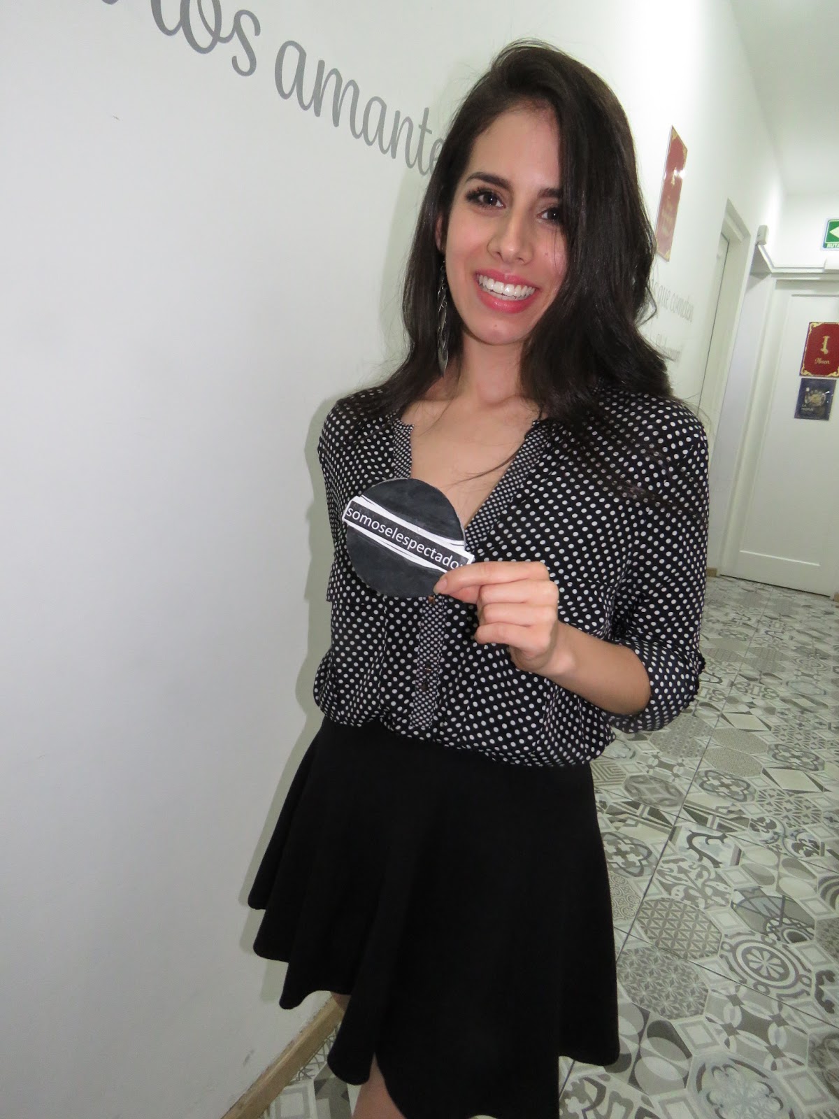 somos el espectador: ANDREA CABRERA SU CORAZON LATE EN TEATRO