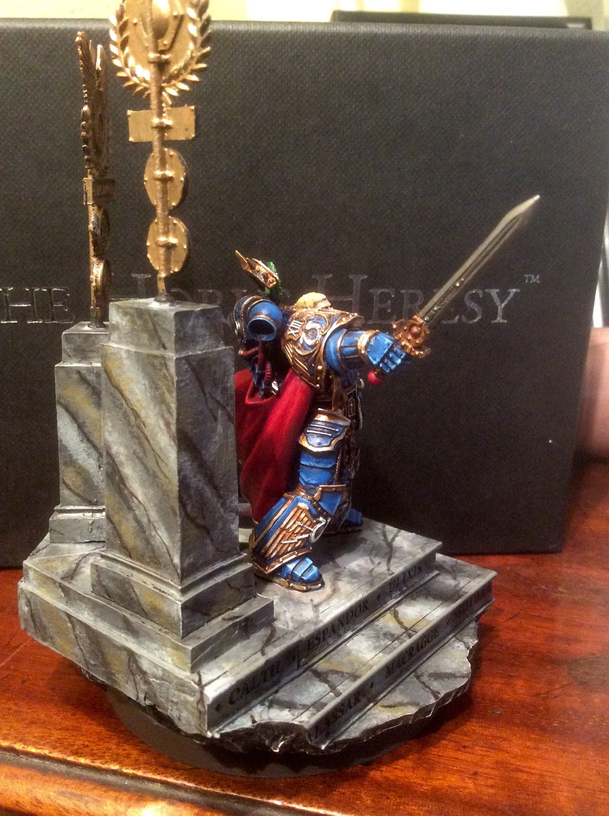 Tabletop Apocalypse: How to Paint Ultramarines Primarch Roboute Guilliman