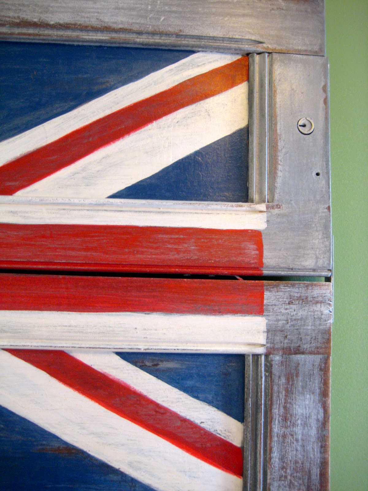 Lucky Me Studios: Smaller Union Jack Behind the Scenes
