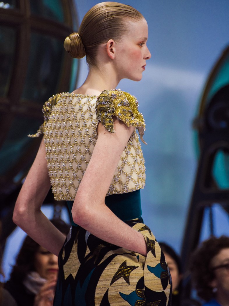 Runway | Schiaparelli Fall 2016 Paris Haute Couture Fashion Week | Cool ...