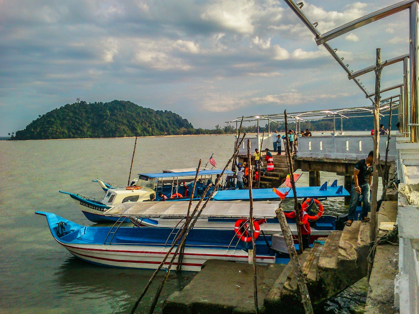 Budak Letrik: Ada apa di Tanjung Dawai & Pantai Merdeka?