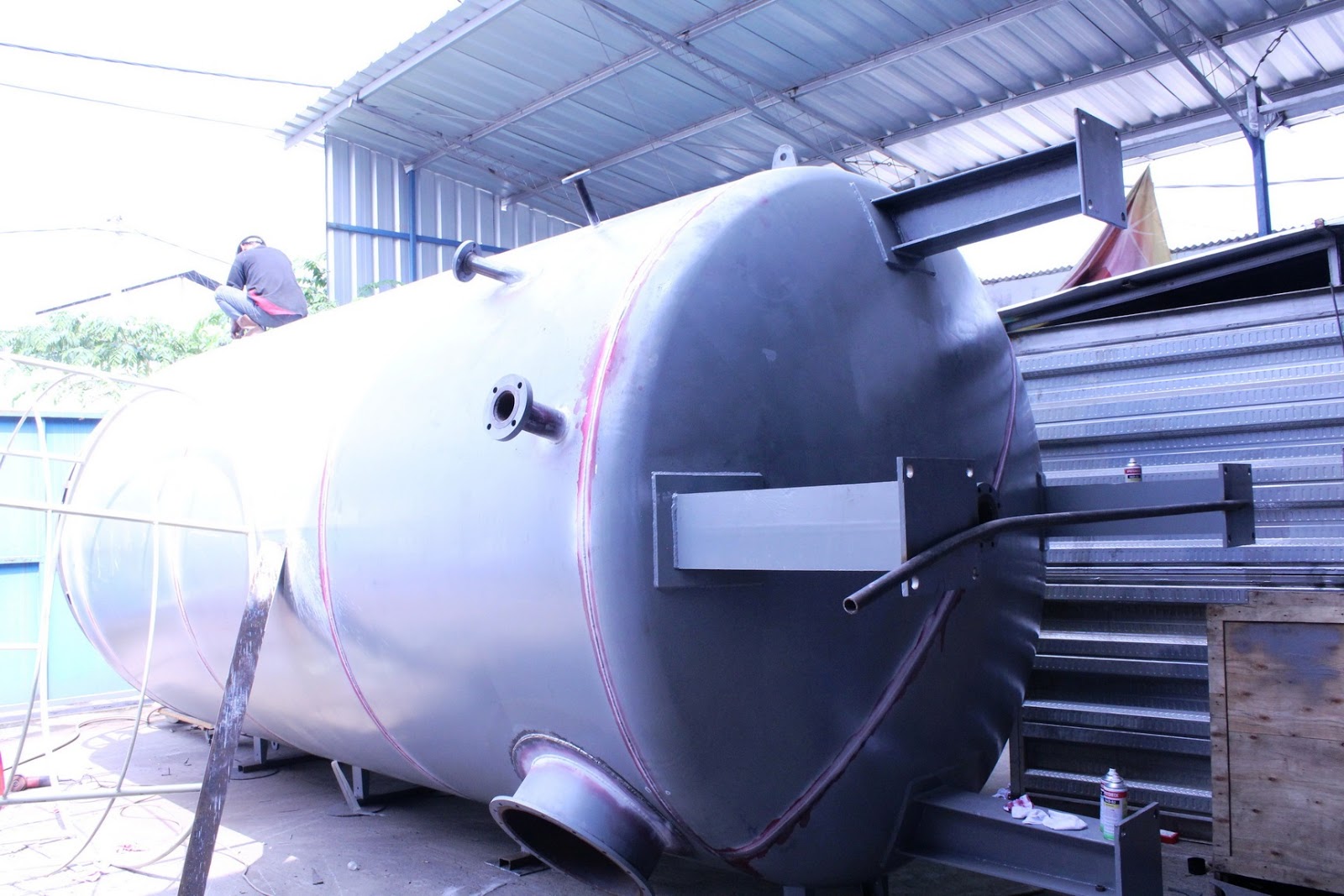 FABRIKASI STORAGE TANK | PANCA WAHANA ENGINEERING