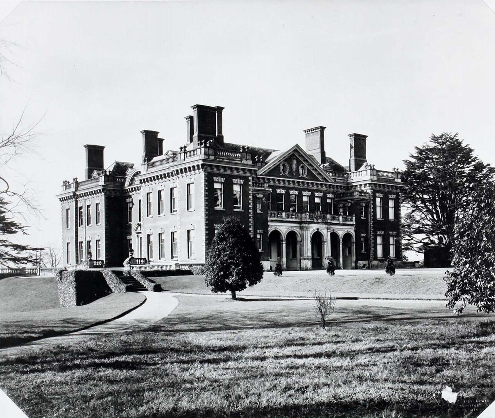 Landed families of Britain and Ireland: January 2021