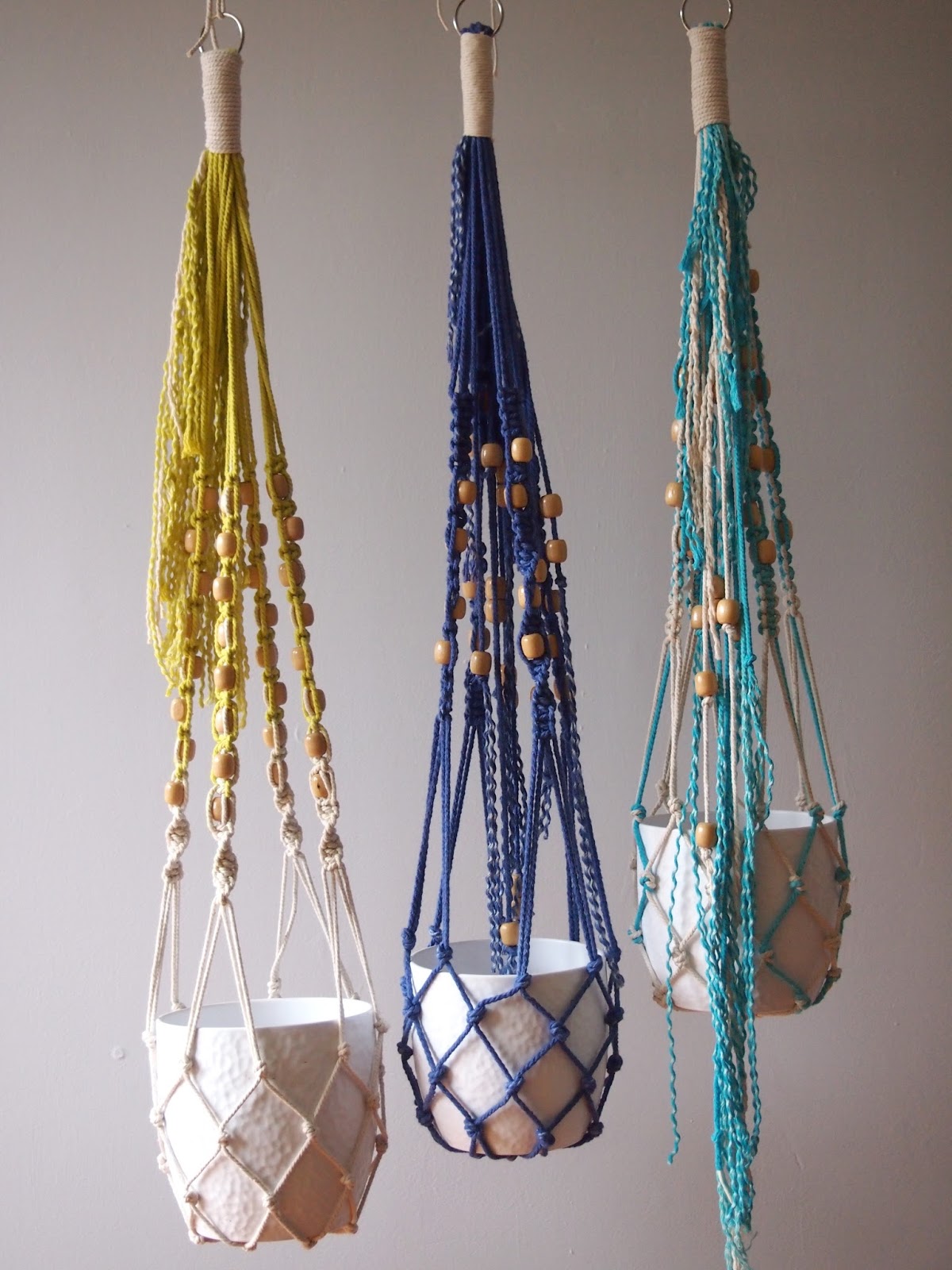 ouch flower: How to Dip Dye your Macrame and Tassels, sucessfully!