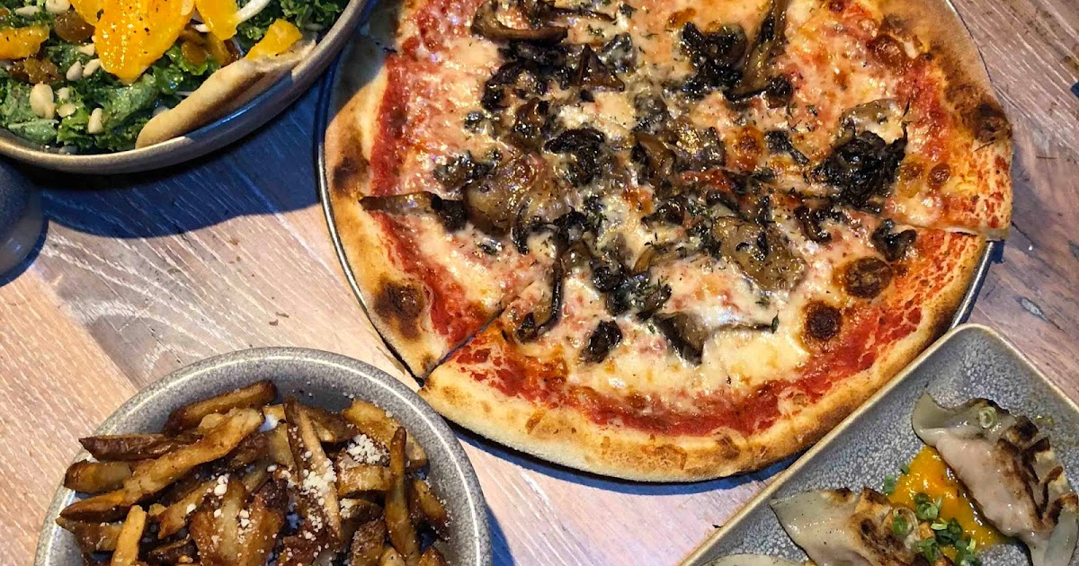 Hawaii Mom Blog: A Fave at SALT at Our Kaka`ako - Moku Kitchen