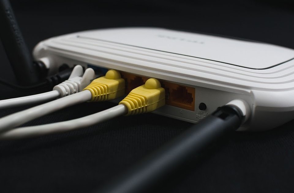 Difference Between Router and Firewall - Information Technology