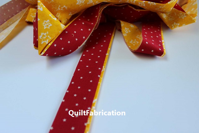 QuiltFabrication | Patterns and Tutorials: Piped Binding Tutorial