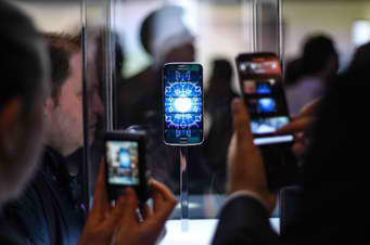 Liwanag sa Dilim: Mga Tula