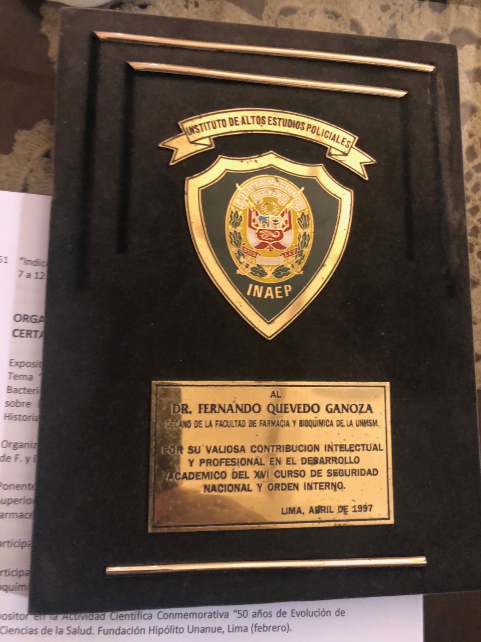 DAFAF PERU: Tropezando con Quevedo