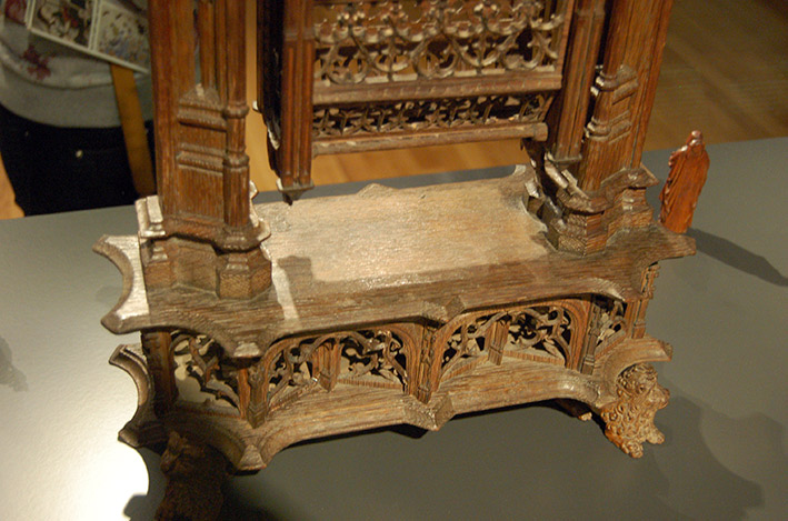 St. Thomas guild - medieval woodworking, furniture and other crafts: A ...