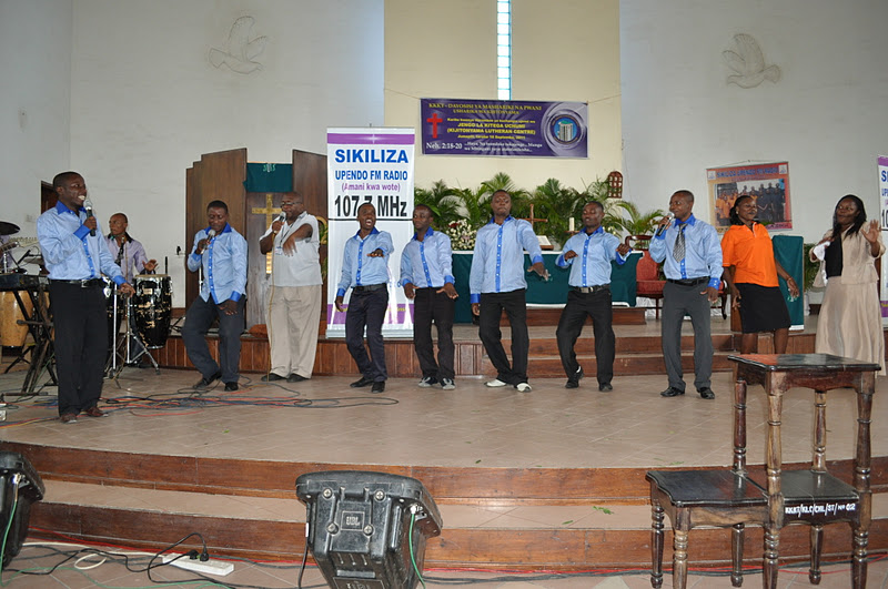 K-junior "Always There to Inform You": 107.7 Upendo FM Radio Yatimiza ...