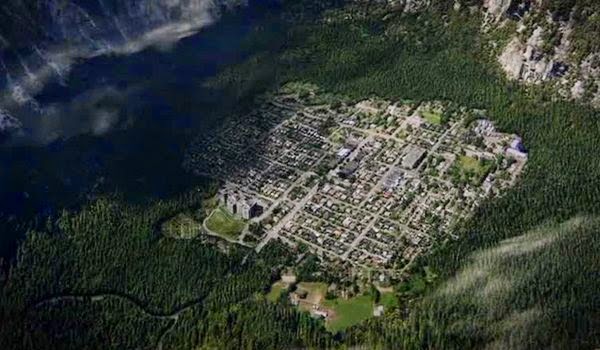 Wayward Pines Episode 2 Review: Well, I Didnt See That Coming - GMonsterTV