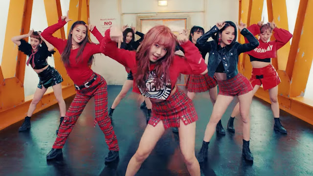 Weki Meki faz seu comeback com o MV de ''La La La''