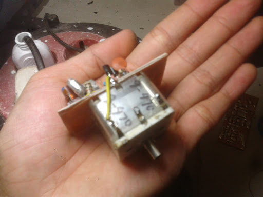 Skema VFO untuk pemancar AM 80m 75m Band - xtrmeRad