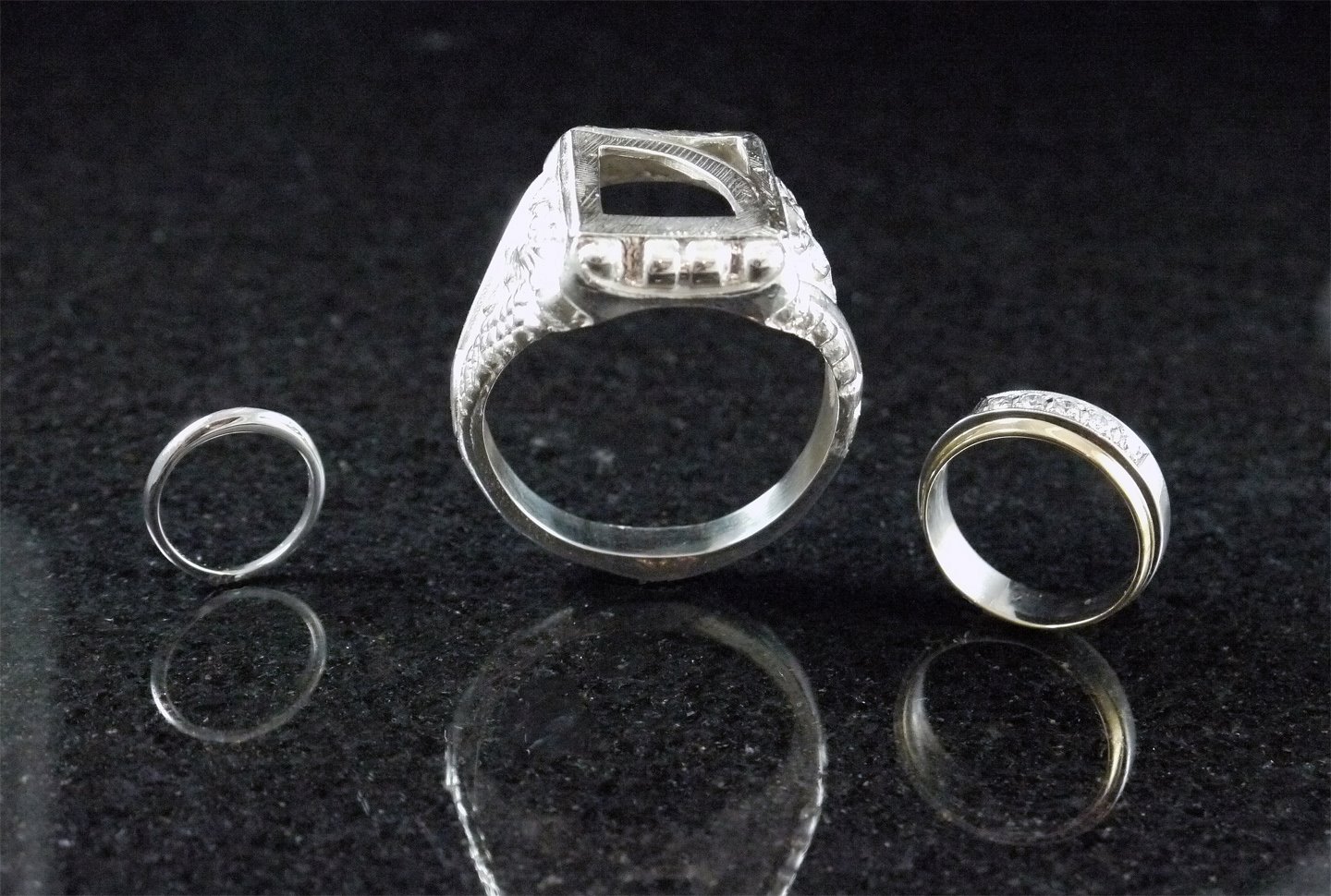 The Midnight Freemasons: World's Tallest Mason