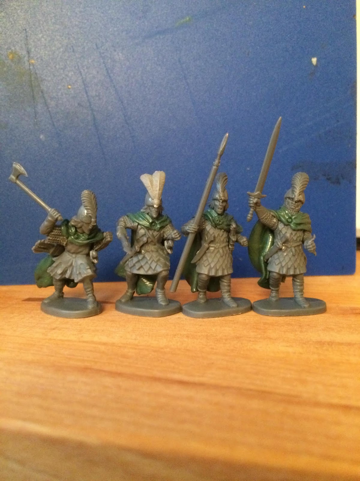 iron mitten: Elf Leaf Mail