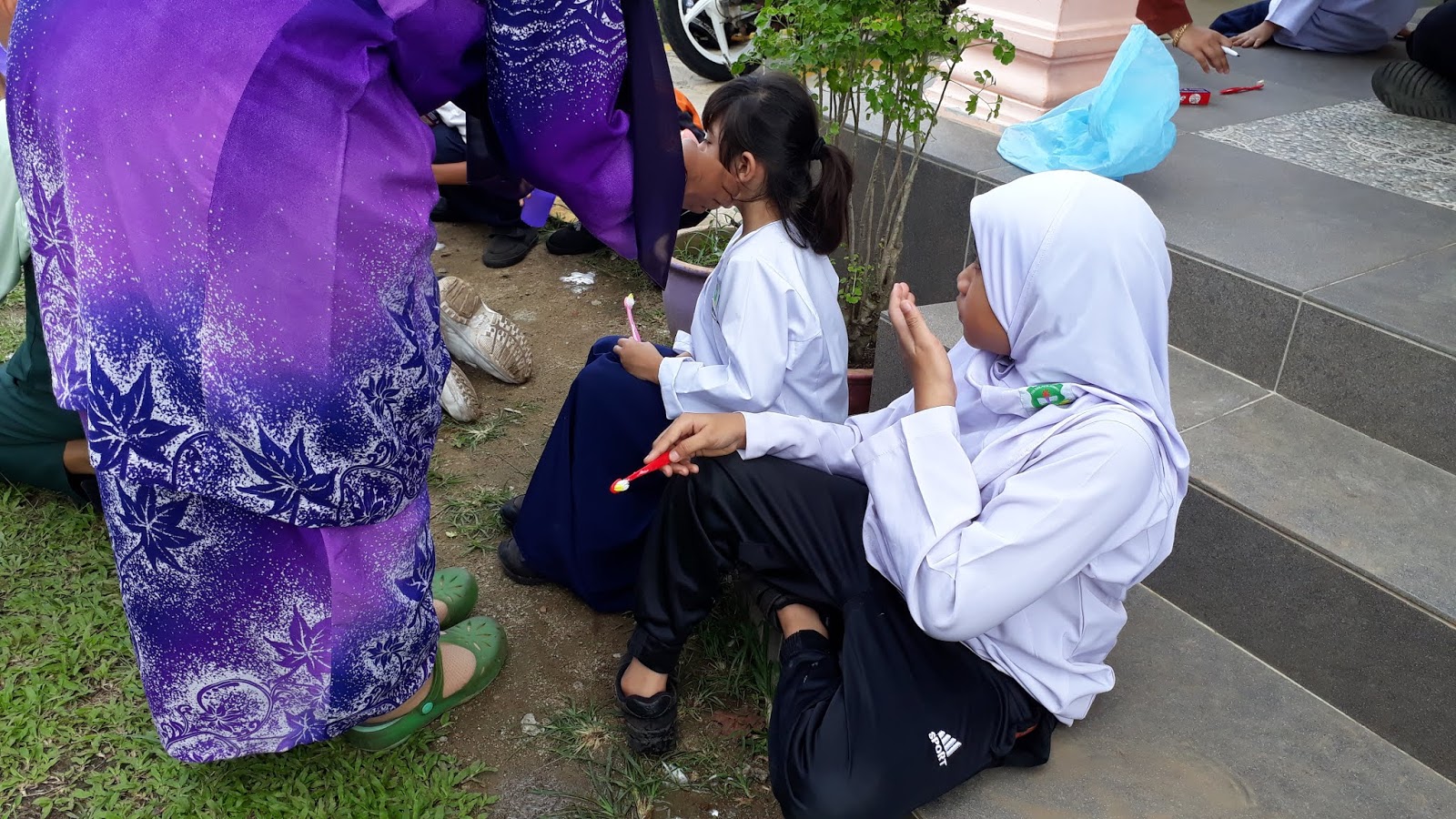 Program Pendidikan Khas Integrasi SK Paya Rumput: Program Gosok Gigi