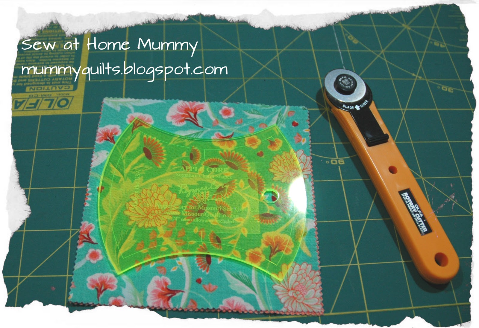 Sew at Home Mummy: Tips & Tricks Tuesday - Tutorial: Charm Pack Apple ...