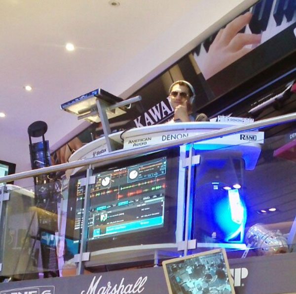 Poniendo a bailar a todo Chile Steve Bravo | Conciertos y Festivales