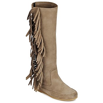 Loca por los tacones: Flecos