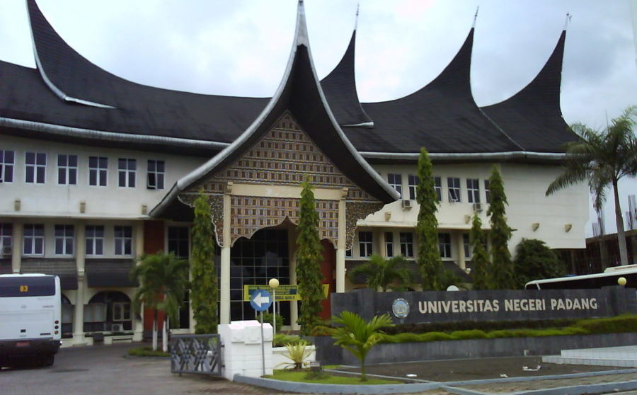 Mulai 19 maret, seluruh dosen dan tendik di UNP diliburkan terkait ...