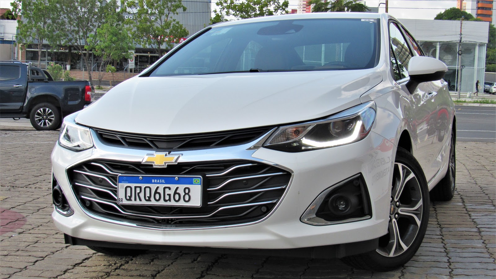 Ao volante: as boas-novas do Chevrolet Cruze Premier II 2020