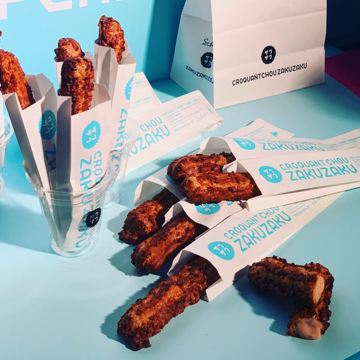 Celebration of Croquant Chou Zakuzaku debut in Singapore