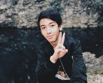Biodata Ari Irham Lengkap Agamanya | Biodata Profil dan Foto Artis ...