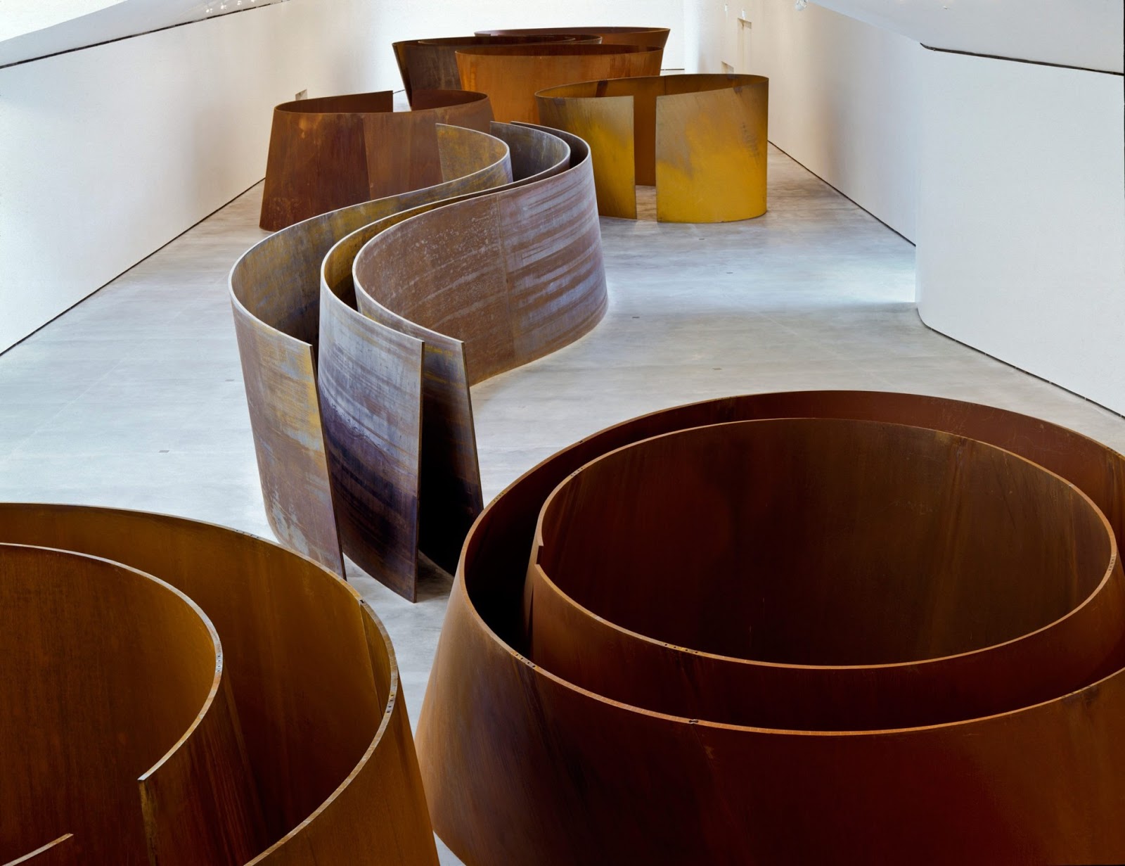Richard Serra Torqued Ellipse