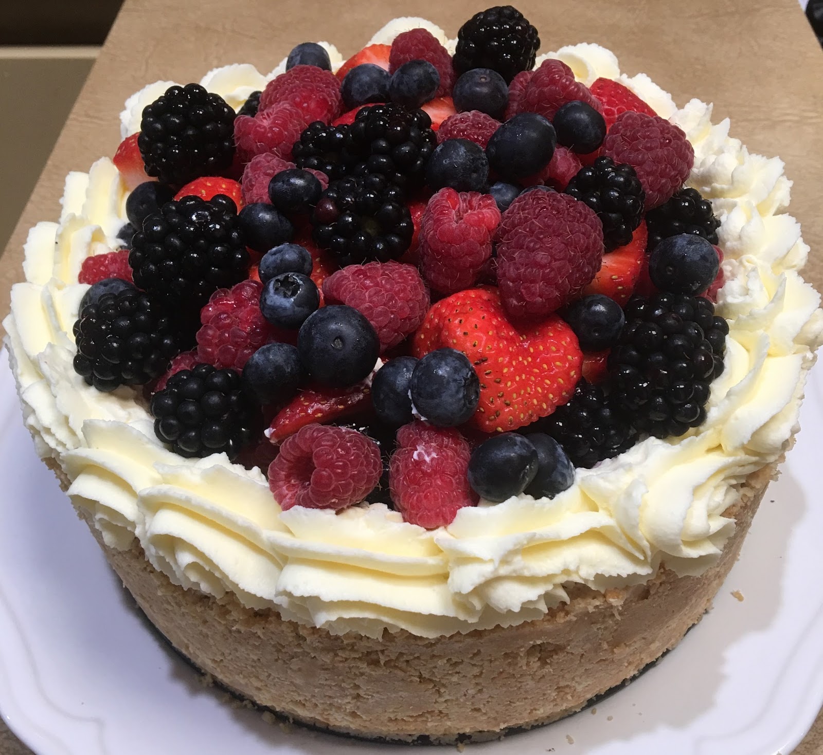 a dash of flavour: French Vanilla Cheesecake with Fresh Berries