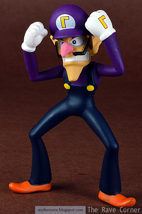 The Rave Corner: World of Nintendo Waluigi Figure Review