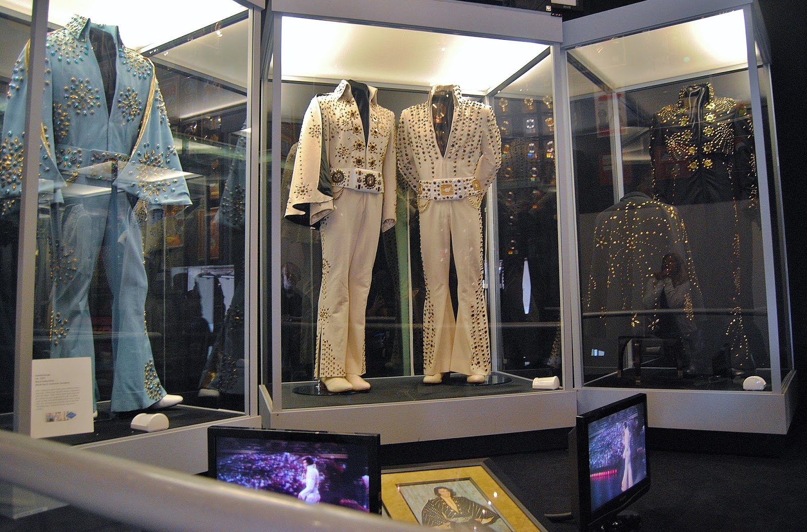 We Live In The Country!: Tennessee: Gatlinburg & Memphis: Moonshine ...