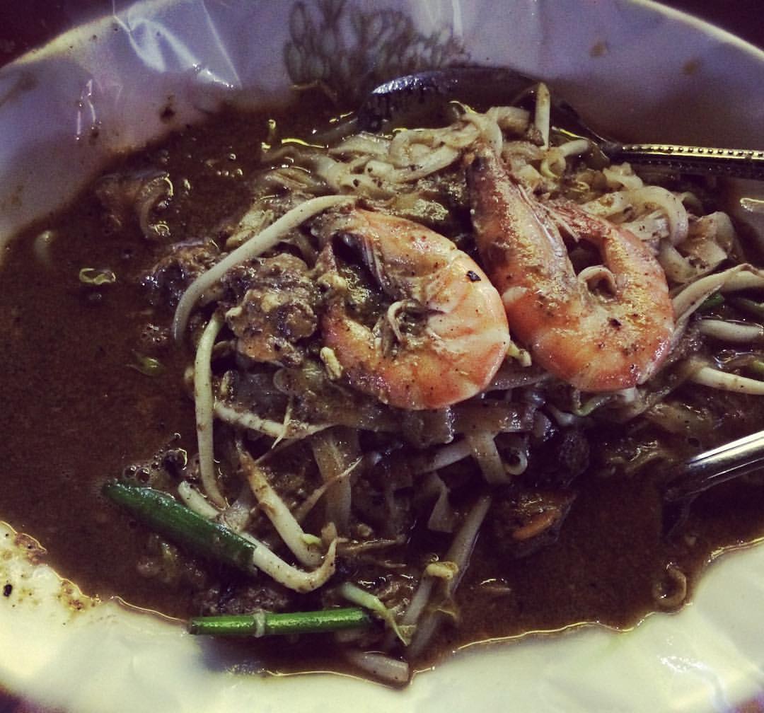 Char Kuey Teow Pondok Kebaboom - Kerusi Buluh