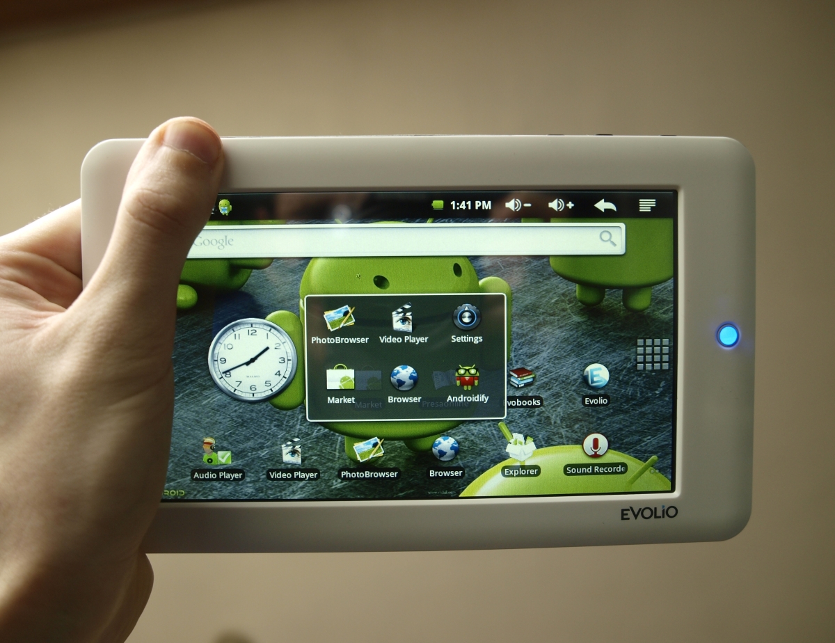 newzit: Evolio Evotab 2 o tableta ieftina cu performante