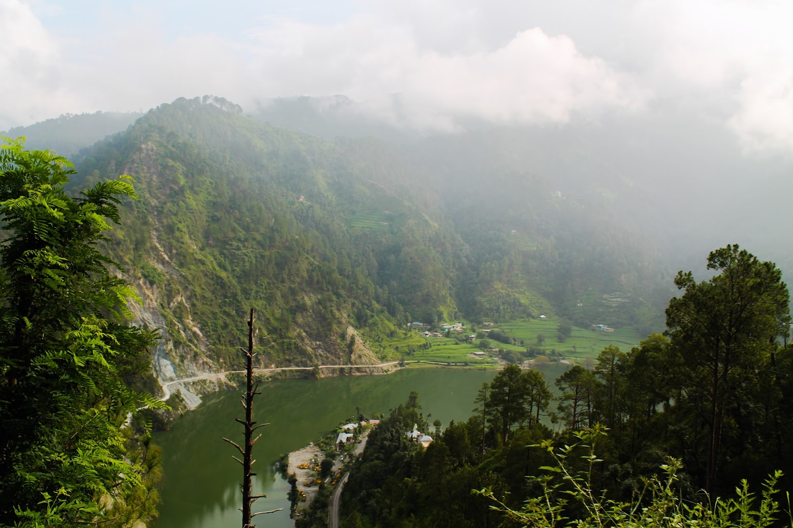 EXPLORING THE EXOTIC JAMMU & KASHMIR REGION: BREATHETAKING JOURNEY TO ...