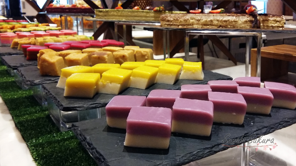 Travel Around the World at Thursday Buffet Dinner @ Amaya Food Gallery ...