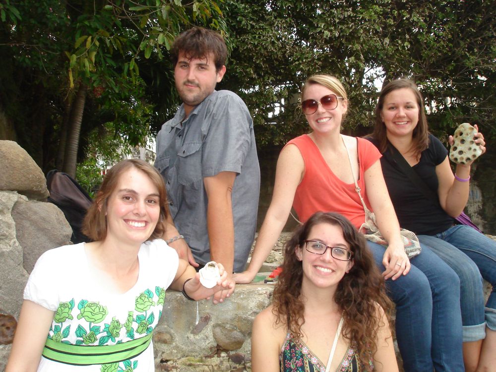 Adventuring Susan: Ti blite Ngabere chi. (I speak a little Ngabere)