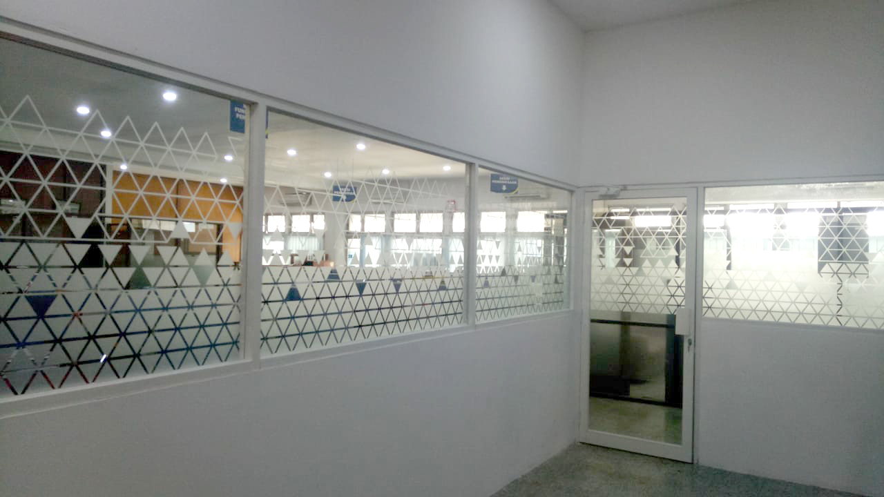 Cutting Sticker Sandblast Semarang